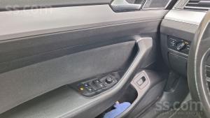 Grey Volkswagen Passat B8 2016 in Kraslava, with an engine capacity of 2.00 L and mileage of 231 thousand km for 10550 €, photo 13 on AUTOMOTO.COM.LV
