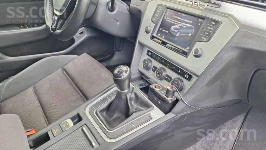Grey Volkswagen Passat B8 2016 in Kraslava, with an engine capacity of 2.00 L and mileage of 231 thousand km for 10550 €, photo 17 on AUTOMOTO.COM.LV