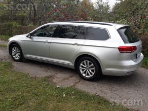 Grey Volkswagen Passat B8 2016 in Kraslava, with an engine capacity of 2.00 L and mileage of 231 thousand km for 9950 €, photo 5 on AUTOMOTO.COM.LV