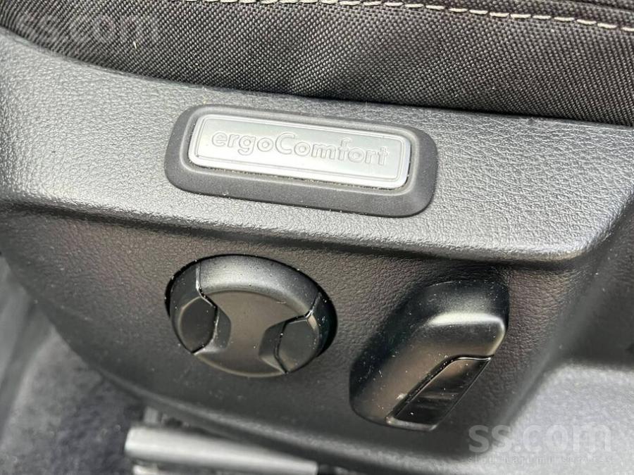 Pelēks Volkswagen Passat B8 2016 Rīga, ar dzinēja tilpumu 2.00 L un nobraukumu 0 tūkst. km par 7199 €, foto 11 vietnē AUTOMOTO.COM.LV