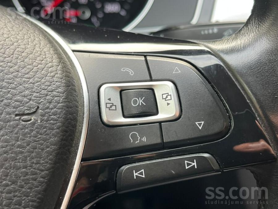 Pelēks Volkswagen Passat B8 2016 Rīga, ar dzinēja tilpumu 2.00 L un nobraukumu 0 tūkst. km par 7199 €, foto 14 vietnē AUTOMOTO.COM.LV