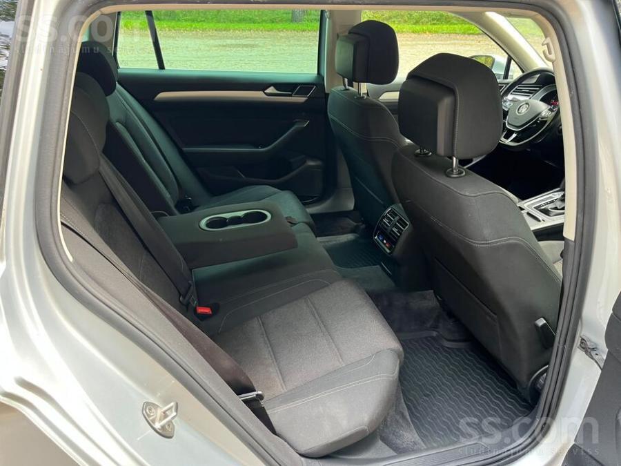 Pelēks Volkswagen Passat B8 2016 Rīga, ar dzinēja tilpumu 2.00 L un nobraukumu 0 tūkst. km par 7199 €, foto 24 vietnē AUTOMOTO.COM.LV