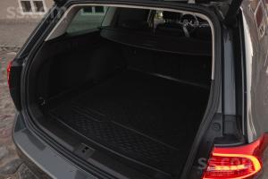 Pelēks Volkswagen Passat B8 2016 Jelgava, ar dzinēja tilpumu 2.00 L un nobraukumu 266 tūkst. km par 10900 €, foto 12 vietnē AUTOMOTO.COM.LV