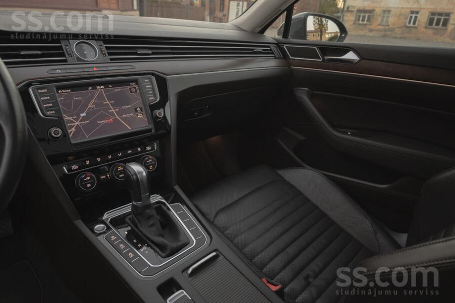Pelēks Volkswagen Passat B8 2016 Jelgava, ar dzinēja tilpumu 2.00 L un nobraukumu 266 tūkst. km par 10900 €, foto 24 vietnē AUTOMOTO.COM.LV