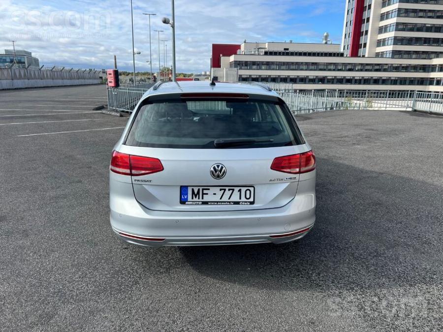 Grey Volkswagen Passat B8 2016 in Riga, with an engine capacity of 2.00 L and mileage of 361 thousand km for 6250 €, photo 7 on AUTOMOTO.COM.LV