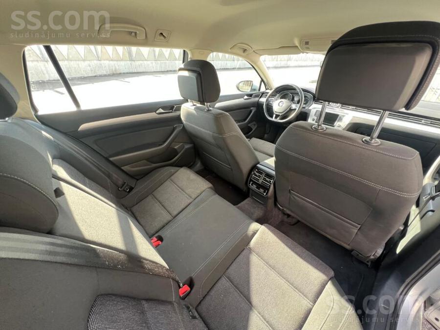Grey Volkswagen Passat B8 2016 in Riga, with an engine capacity of 2.00 L and mileage of 361 thousand km for 6250 €, photo 18 on AUTOMOTO.COM.LV
