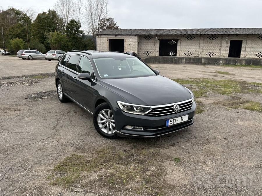 Pelēks Volkswagen Passat B8 2017 Kuldīga, ar dzinēja tilpumu 2.00 L un nobraukumu 320 tūkst. km par 12000 €, foto 1 vietnē AUTOMOTO.COM.LV