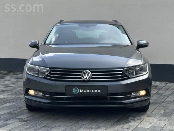 Pelēks Volkswagen Passat B8 2017 Rīga, ar dzinēja tilpumu 2.00 L un nobraukumu 168 tūkst. km par 10550 €, foto 2 vietnē AUTOMOTO.COM.LV