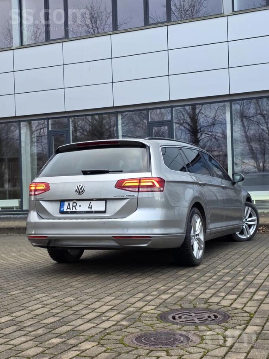 Grey Volkswagen Passat B8 2017 in Tukums, with an engine capacity of 2.00 L and mileage of 236 thousand km for 10299 €, photo 5 on AUTOMOTO.COM.LV