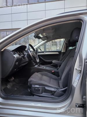 Grey Volkswagen Passat B8 2017 in Tukums, with an engine capacity of 2.00 L and mileage of 236 thousand km for 10299 €, photo 6 on AUTOMOTO.COM.LV