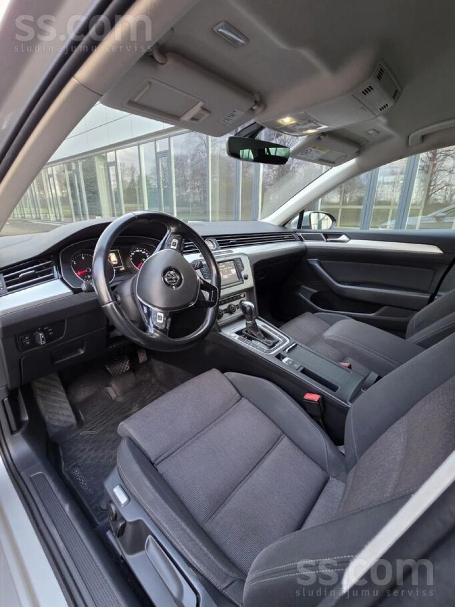 Grey Volkswagen Passat B8 2017 in Tukums, with an engine capacity of 2.00 L and mileage of 236 thousand km for 10299 €, photo 9 on AUTOMOTO.COM.LV