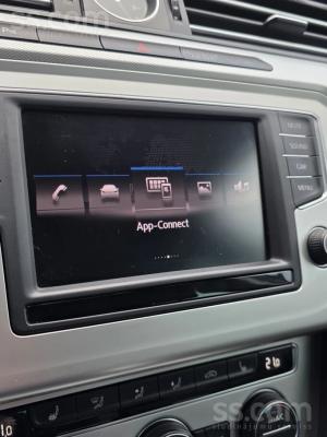 Grey Volkswagen Passat B8 2017 in Tukums, with an engine capacity of 2.00 L and mileage of 236 thousand km for 10299 €, photo 11 on AUTOMOTO.COM.LV