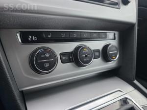 Grey Volkswagen Passat B8 2017 in Tukums, with an engine capacity of 2.00 L and mileage of 236 thousand km for 10299 €, photo 14 on AUTOMOTO.COM.LV