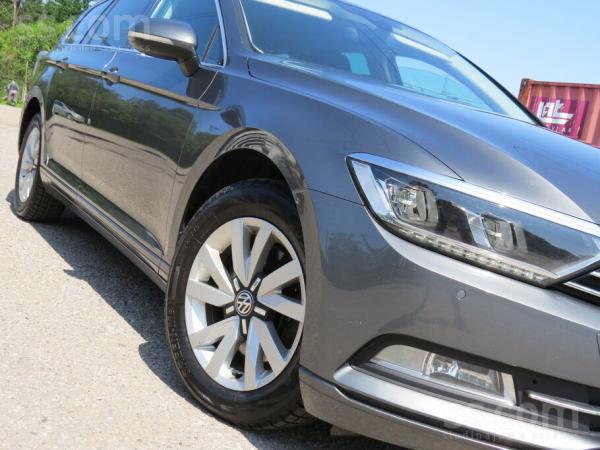 Grey Volkswagen Passat B8 2017 in Riga, with an engine capacity of 2.00 L and mileage of 252 thousand km for 12990 €, photo 9 on AUTOMOTO.COM.LV