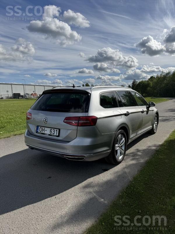 Grey Volkswagen Passat B8 2017 in Aizkraukle, with an engine capacity of 1.40 L and mileage of 103 thousand km for 14950 €, photo 4 on AUTOMOTO.COM.LV