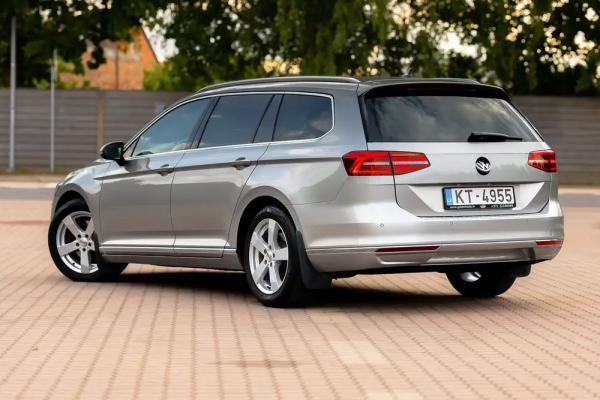 Pelēks Volkswagen Passat B8 2017 Jelgava, ar dzinēja tilpumu 2.00 L un nobraukumu 179 tūkst. km par 11500 €, foto 4 vietnē AUTOMOTO.COM.LV