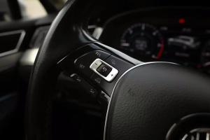 Pelēks Volkswagen Passat B8 2017 Jelgava, ar dzinēja tilpumu 2.00 L un nobraukumu 179 tūkst. km par 11500 €, foto 17 vietnē AUTOMOTO.COM.LV