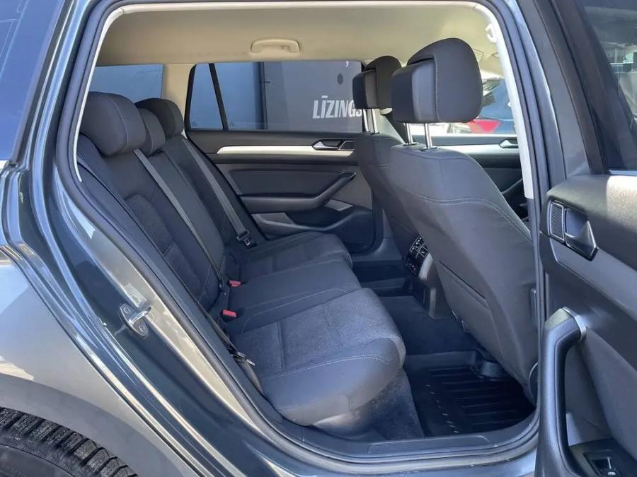 Pelēks Volkswagen Passat B8 2017 Talsi, ar dzinēja tilpumu 1.60 L un nobraukumu 260 tūkst. km par 7990 €, foto 9 vietnē AUTOMOTO.COM.LV