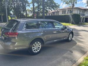 Pelēks Volkswagen Passat B8 2017 Rīga, ar dzinēja tilpumu 2.00 L un nobraukumu 112 tūkst. km par 14650 €, foto 3 vietnē AUTOMOTO.COM.LV