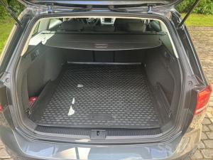 Pelēks Volkswagen Passat B8 2017 Rīga, ar dzinēja tilpumu 2.00 L un nobraukumu 112 tūkst. km par 14650 €, foto 13 vietnē AUTOMOTO.COM.LV