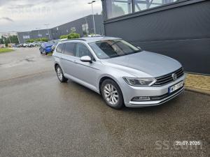 Pelēks Volkswagen Passat B8 2017 Rīga, ar dzinēja tilpumu 2.00 L un nobraukumu 290 tūkst. km par 10100 €, foto 3 vietnē AUTOMOTO.COM.LV