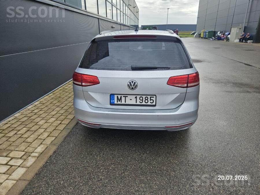 Pelēks Volkswagen Passat B8 2017 Rīga, ar dzinēja tilpumu 2.00 L un nobraukumu 290 tūkst. km par 10100 €, foto 4 vietnē AUTOMOTO.COM.LV