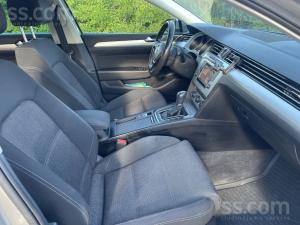 Grey Volkswagen Passat B8 2017 in Liepaja, with an engine capacity of 1.80 L and mileage of 187 thousand km for 9800 €, photo 7 on AUTOMOTO.COM.LV