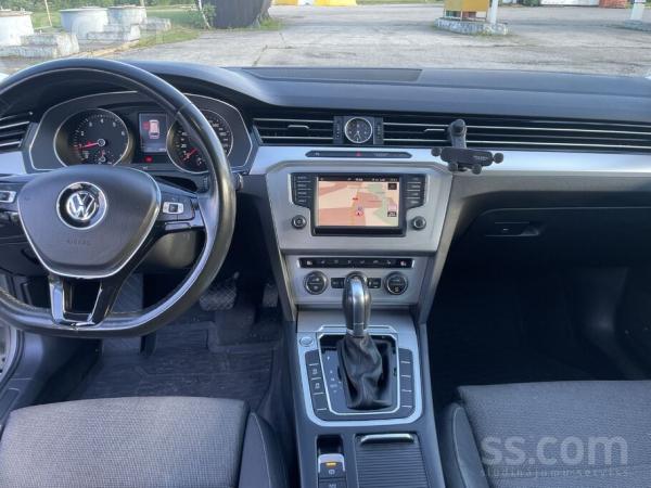 Grey Volkswagen Passat B8 2017 in Liepaja, with an engine capacity of 1.80 L and mileage of 187 thousand km for 9800 €, photo 8 on AUTOMOTO.COM.LV