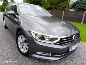 Grey Volkswagen Passat B8 2017 in Riga, with an engine capacity of 2.00 L and mileage of 250 thousand km for 9690 €, photo 6 on AUTOMOTO.COM.LV
