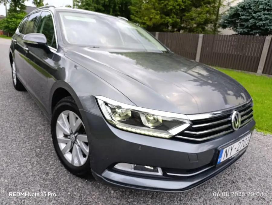 Grey Volkswagen Passat B8 2017 in Riga, with an engine capacity of 2.00 L and mileage of 250 thousand km for 9690 €, photo 6 on AUTOMOTO.COM.LV