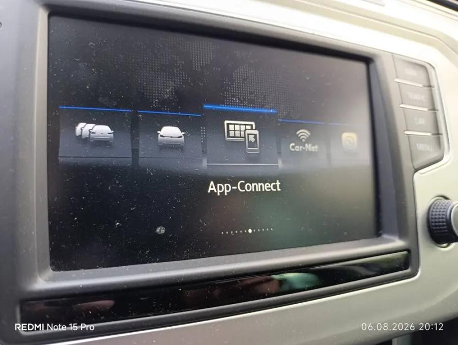 Grey Volkswagen Passat B8 2017 in Riga, with an engine capacity of 2.00 L and mileage of 250 thousand km for 9690 €, photo 27 on AUTOMOTO.COM.LV