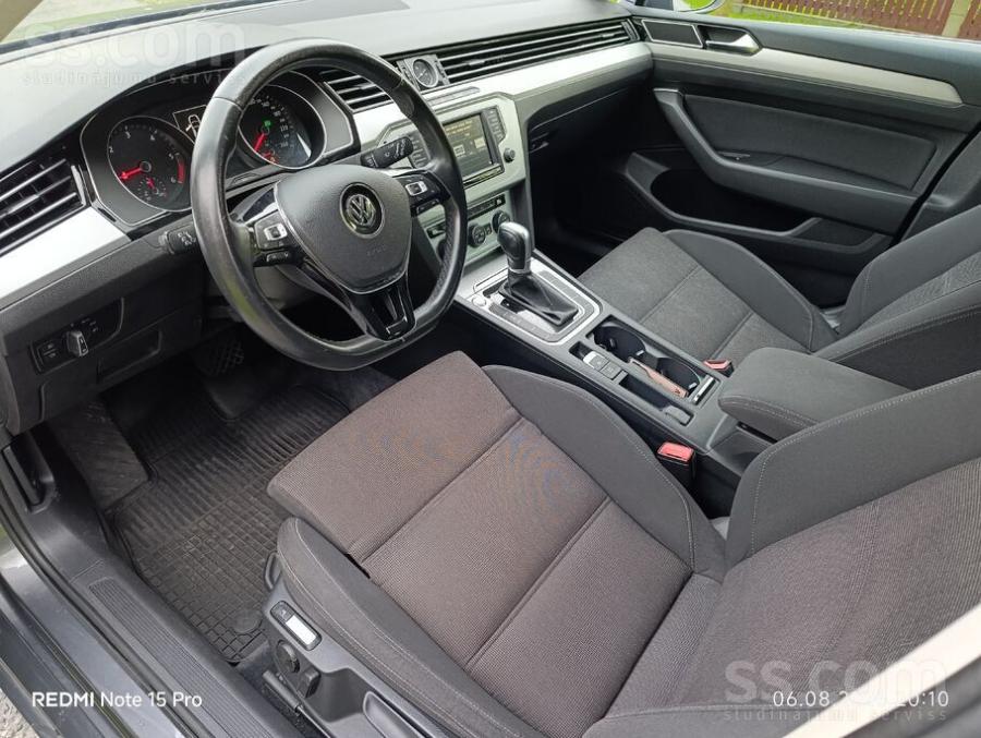 Grey Volkswagen Passat B8 2017 in Riga, with an engine capacity of 2.00 L and mileage of 252 thousand km for 9690 €, photo 18 on AUTOMOTO.COM.LV