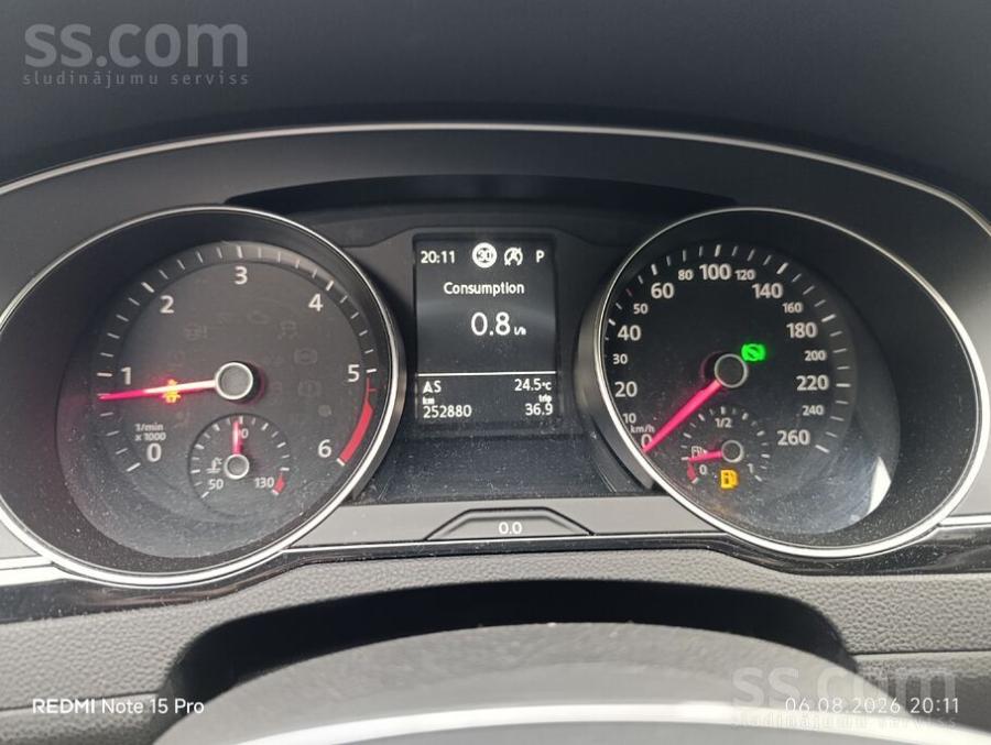 Grey Volkswagen Passat B8 2017 in Riga, with an engine capacity of 2.00 L and mileage of 252 thousand km for 9690 €, photo 20 on AUTOMOTO.COM.LV