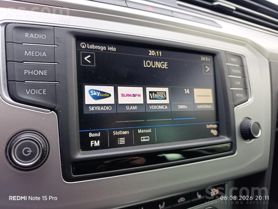 Grey Volkswagen Passat B8 2017 in Riga, with an engine capacity of 2.00 L and mileage of 252 thousand km for 9690 €, photo 21 on AUTOMOTO.COM.LV