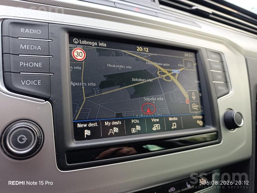 Grey Volkswagen Passat B8 2017 in Riga, with an engine capacity of 2.00 L and mileage of 252 thousand km for 9690 €, photo 25 on AUTOMOTO.COM.LV