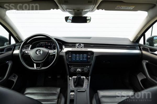 Grey Volkswagen Passat B8 2017 in Riga, with an engine capacity of 2.00 L and mileage of 240 thousand km for 9950 €, photo 8 on AUTOMOTO.COM.LV