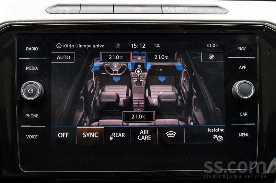 Pelēks Volkswagen Passat B8 2017 Rīga, ar dzinēja tilpumu 2.00 L un nobraukumu 240 tūkst. km par 9950 €, foto 13 vietnē AUTOMOTO.COM.LV