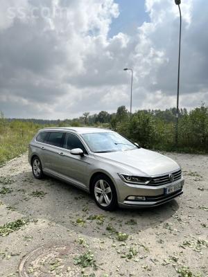 Grey Volkswagen Passat B8 2017 in Riga, with an engine capacity of 2.00 L and mileage of 188 thousand km for 10800 €, photo 3 on AUTOMOTO.COM.LV