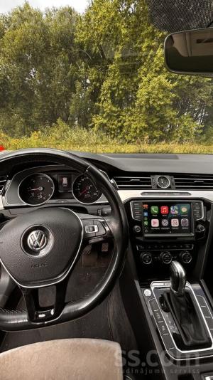 Grey Volkswagen Passat B8 2017 in Riga, with an engine capacity of 2.00 L and mileage of 188 thousand km for 10800 €, photo 7 on AUTOMOTO.COM.LV