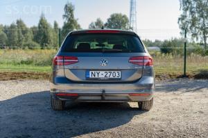 Grey Volkswagen Passat B8 2017 in Riga, with an engine capacity of 2.00 L and mileage of 253 thousand km for 12890 €, photo 6 on AUTOMOTO.COM.LV