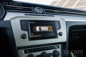 Grey Volkswagen Passat B8 2017 in Riga, with an engine capacity of 2.00 L and mileage of 253 thousand km for 12890 €, photo 21 on AUTOMOTO.COM.LV