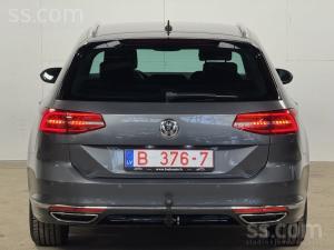 Pelēks Volkswagen Passat B8 2017 Jūrmala, ar dzinēja tilpumu 1.60 L un nobraukumu 222 tūkst. km par 12450 €, foto 16 vietnē AUTOMOTO.COM.LV