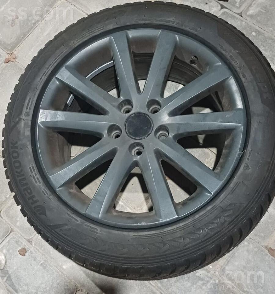 Pelēks Volkswagen Passat B8 2017 Valka, ar dzinēja tilpumu 1.60 L un nobraukumu 258 tūkst. km par 12480 €, foto 6 vietnē AUTOMOTO.COM.LV