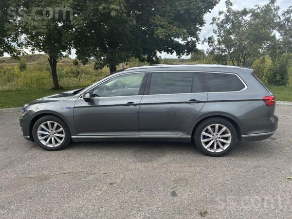Pelēks Volkswagen Passat B8 2017 Daugavpils, ar dzinēja tilpumu 1.40 L un nobraukumu 164 tūkst. km par 11900 €, foto 5 vietnē AUTOMOTO.COM.LV