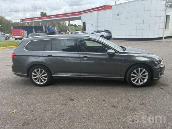 Pelēks Volkswagen Passat B8 2017 Daugavpils, ar dzinēja tilpumu 1.40 L un nobraukumu 164 tūkst. km par 11900 €, foto 9 vietnē AUTOMOTO.COM.LV