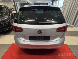 Grey Volkswagen Passat B8 2018 in Riga, with an engine capacity of 2.00 L and mileage of 126 thousand km for 17150 €, photo 6 on AUTOMOTO.COM.LV
