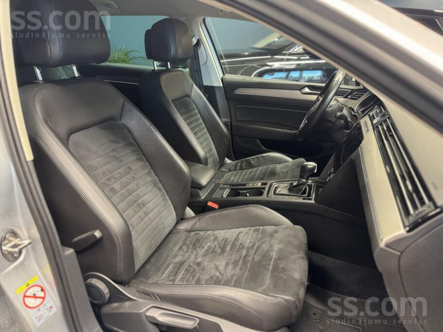 Grey Volkswagen Passat B8 2018 in Riga, with an engine capacity of 2.00 L and mileage of 126 thousand km for 17150 €, photo 12 on AUTOMOTO.COM.LV