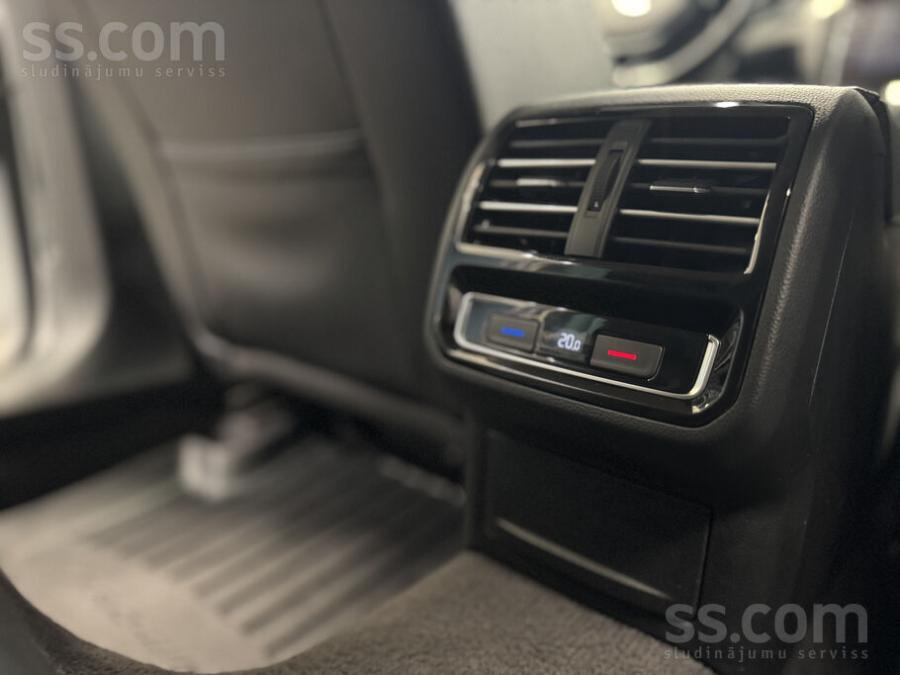 Grey Volkswagen Passat B8 2018 in Riga, with an engine capacity of 2.00 L and mileage of 126 thousand km for 17150 €, photo 14 on AUTOMOTO.COM.LV
