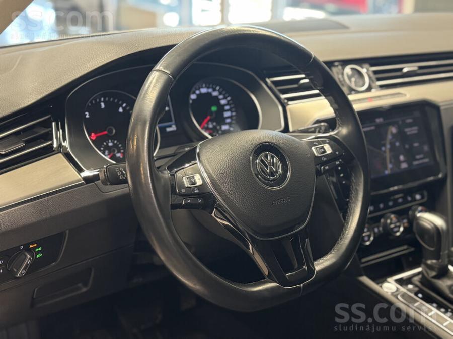 Grey Volkswagen Passat B8 2018 in Riga, with an engine capacity of 2.00 L and mileage of 126 thousand km for 17150 €, photo 22 on AUTOMOTO.COM.LV