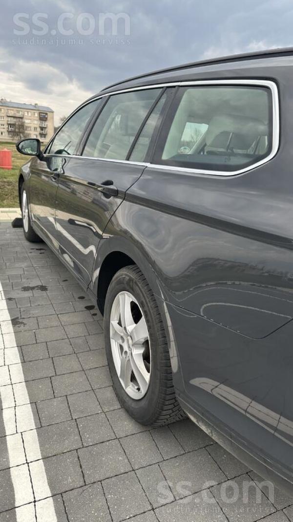Pelēks Volkswagen Passat B8 2018 Rīga, ar dzinēja tilpumu 1.60 L un nobraukumu 315 tūkst. km par 9000 €, foto 7 vietnē AUTOMOTO.COM.LV